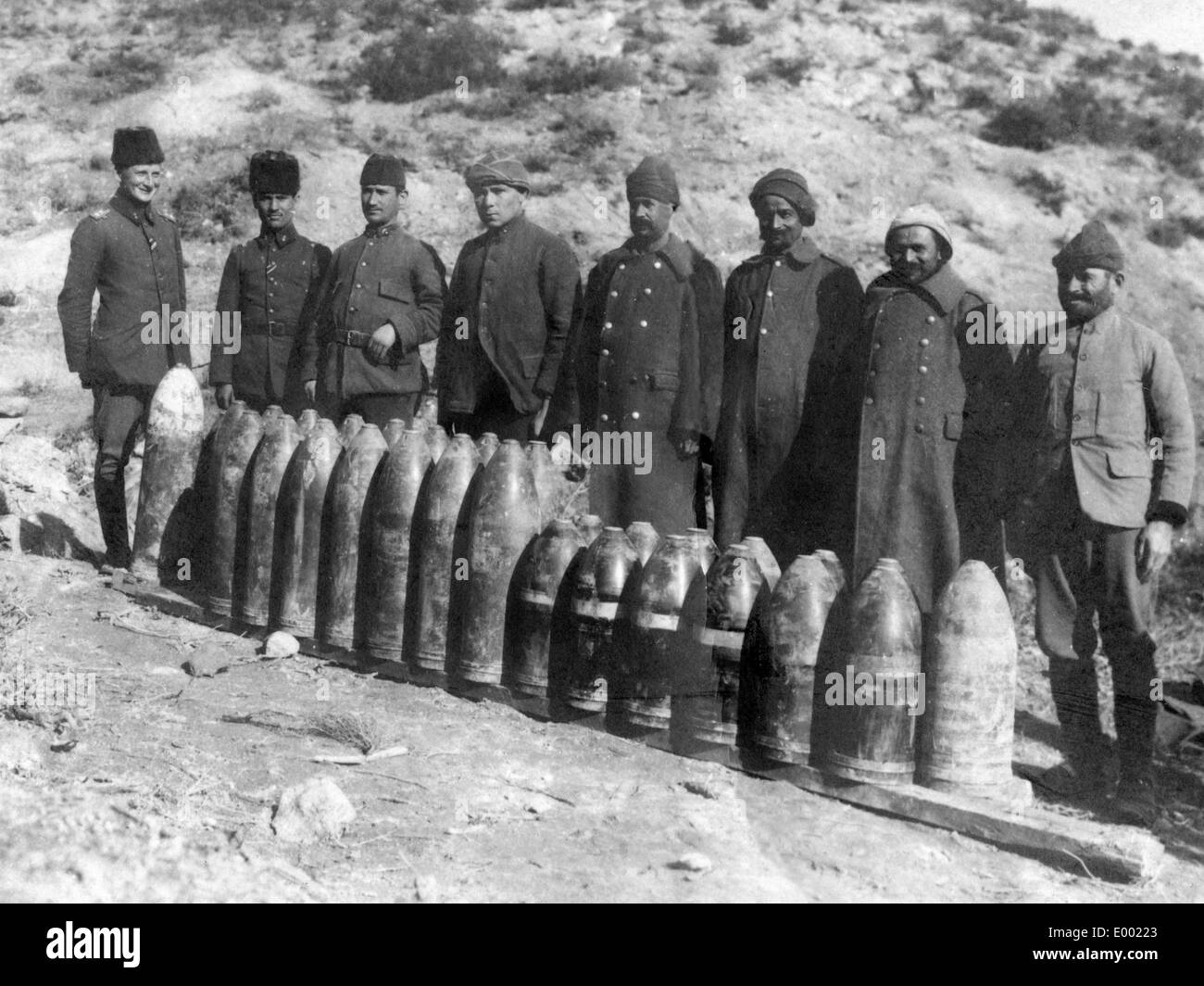 Turkish artillery at the Dardanelles, 1915/1916 Stock Photo - Alamy