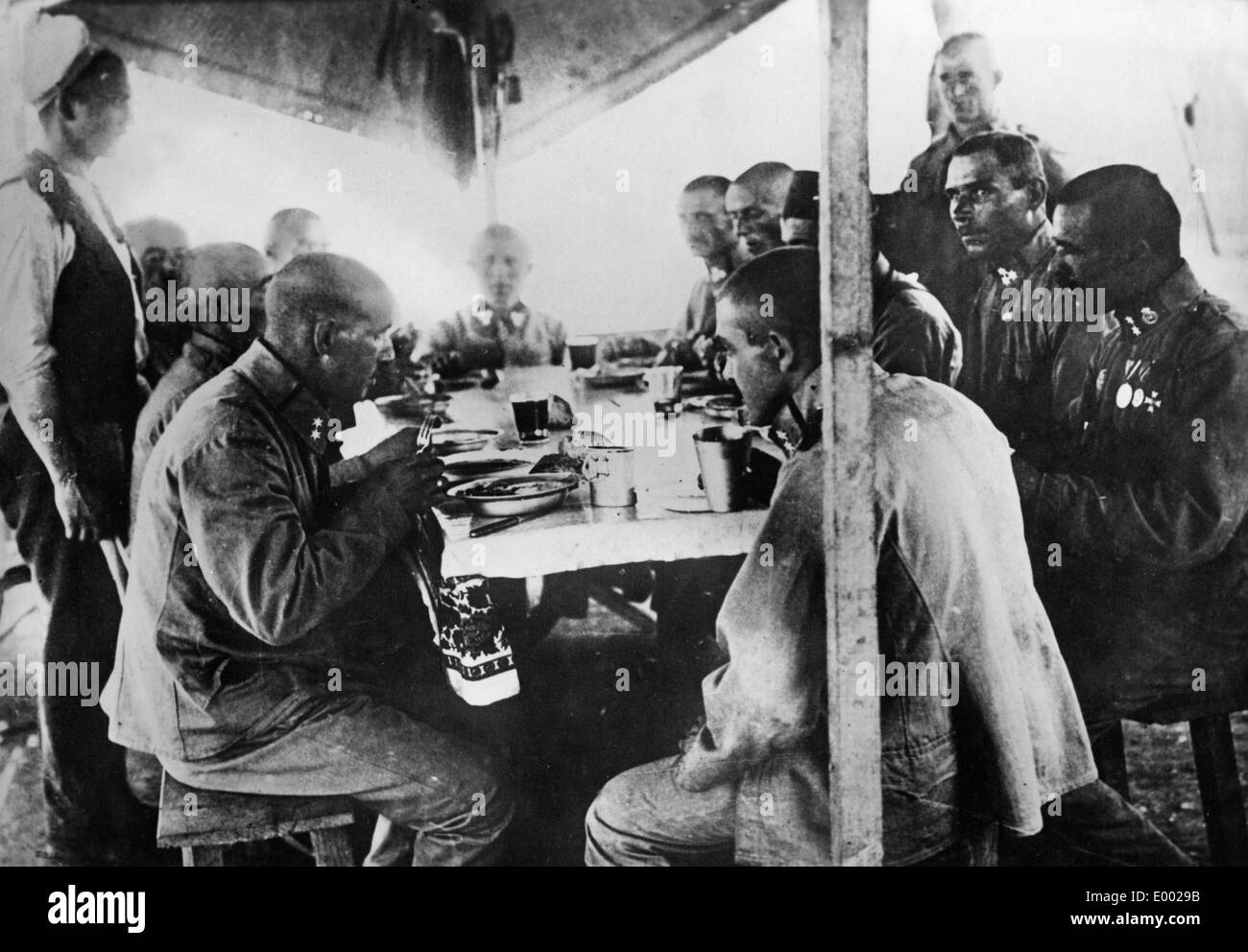 Officers mess hi-res stock photography and images - Alamy