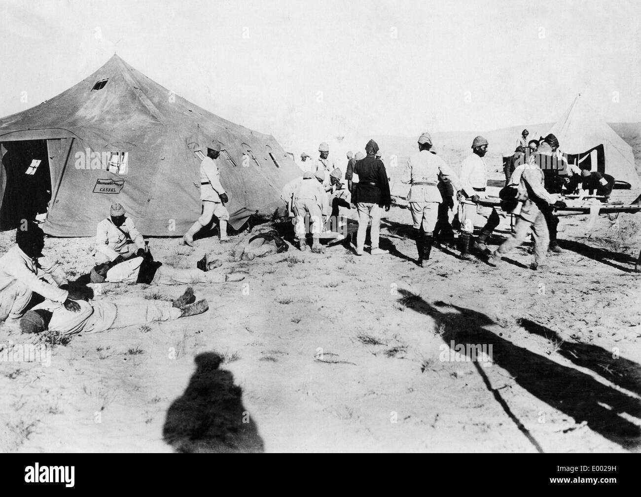 Field hospital tent hi-res stock photography and images - Alamy