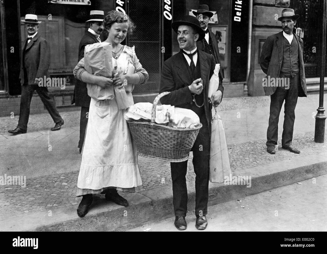 Food supply crisis Black and White Stock Photos & Images - Alamy
