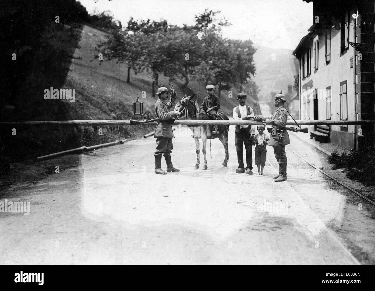 German control guards at the Western Front, 1915 Stock Photo - Alamy