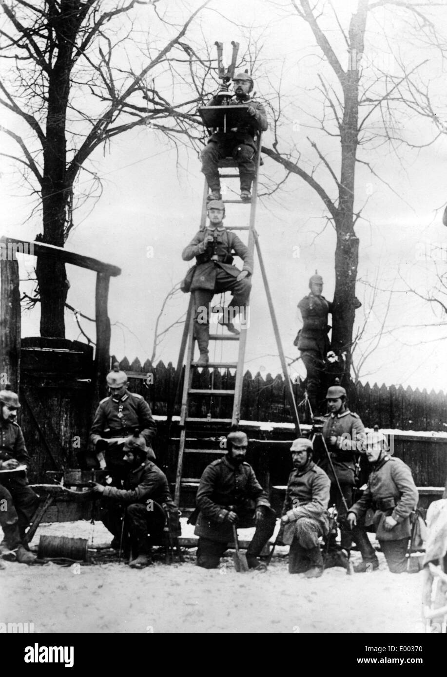 German reconnaissance soldiers on the watch, 1915 Stock Photo - Alamy