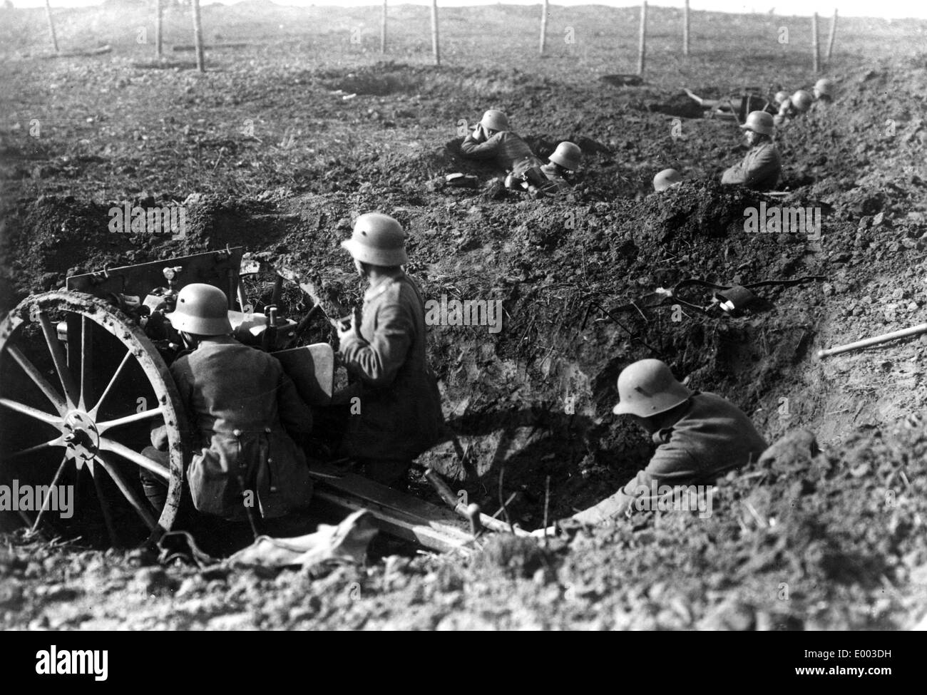 German soldiers fighting position western front hi-res stock ...