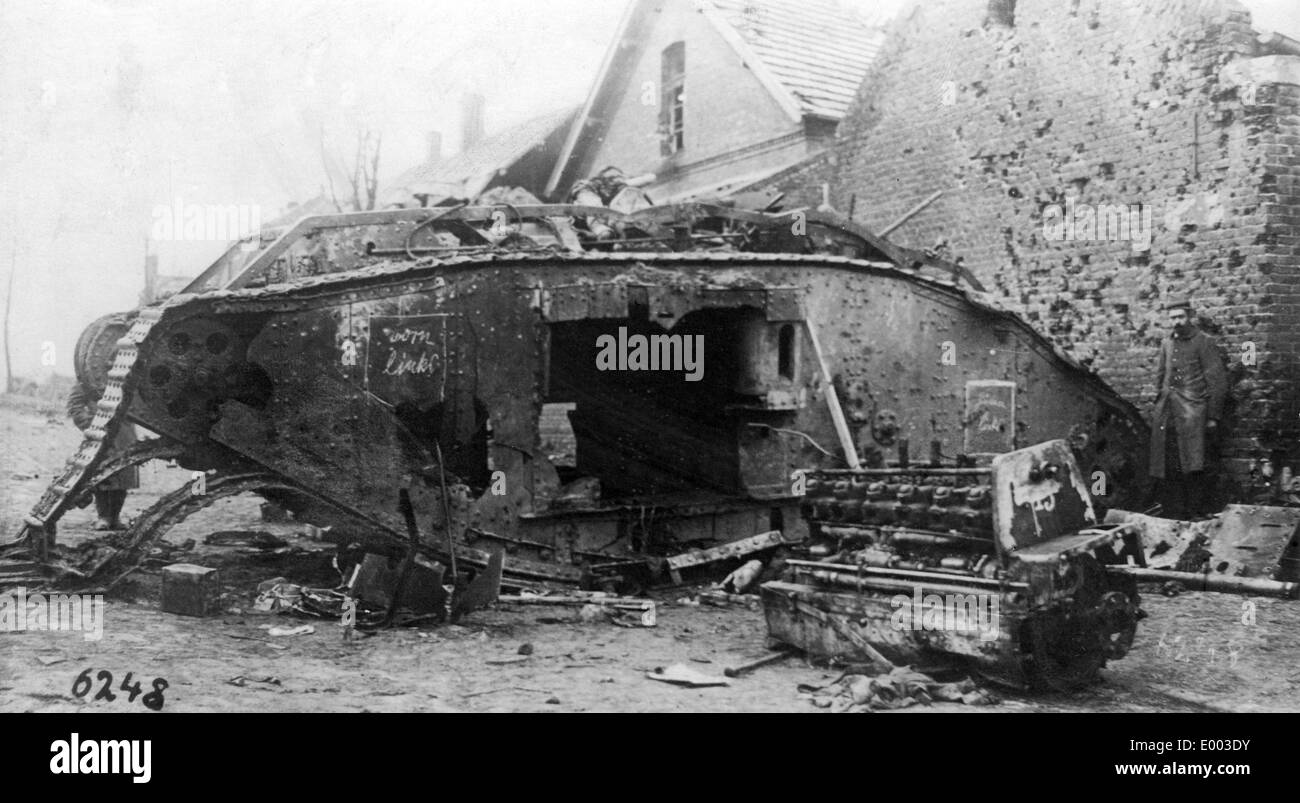 British tank 1917 hi-res stock photography and images - Alamy