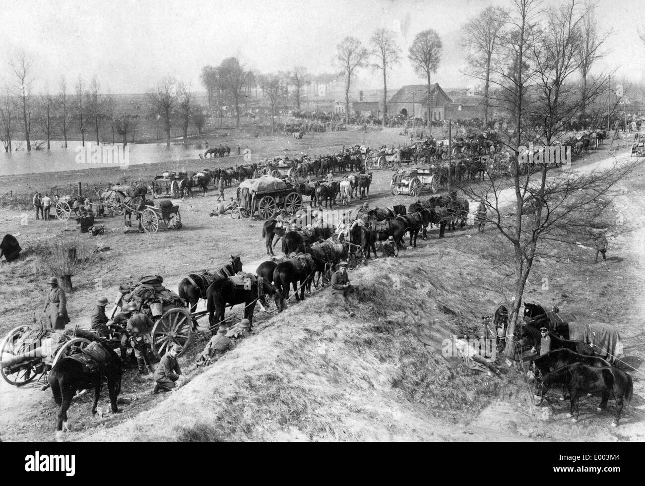 German convoy rests at the Western Front, 1918 Stock Photo - Alamy