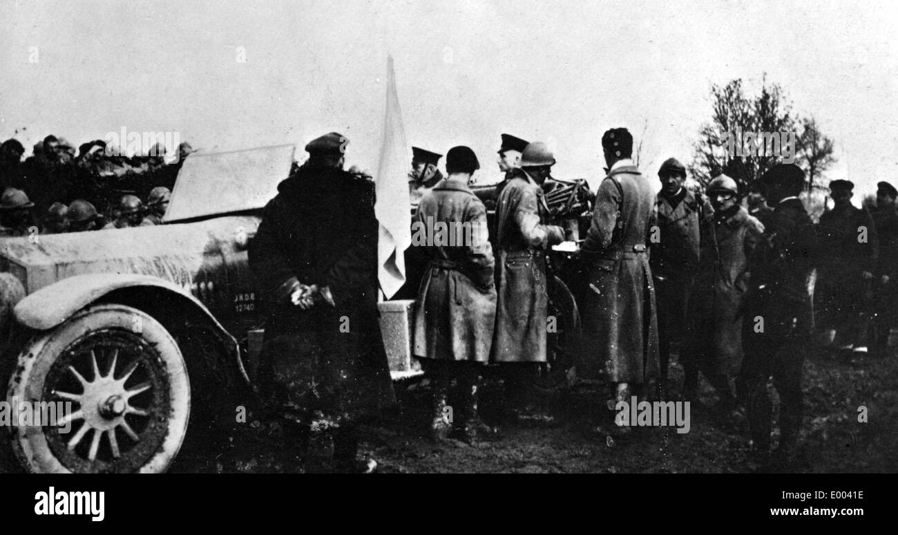 The German armistice delegation crosses French lines, 1918 Stock Photo ...