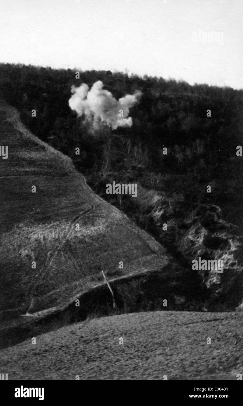 Detonating hi-res stock photography and images - Alamy