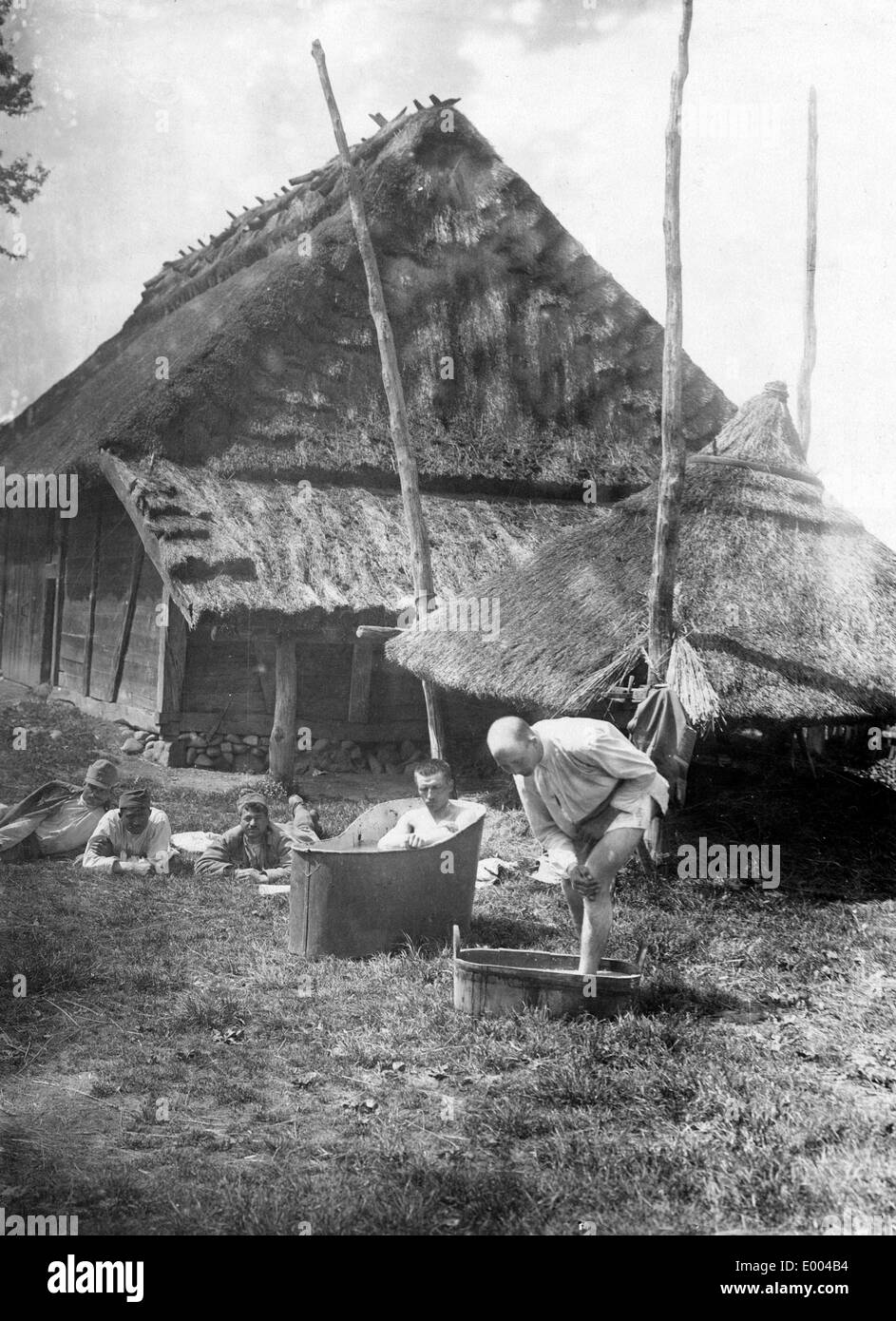 Soldiers bathing hi-res stock photography and images - Alamy