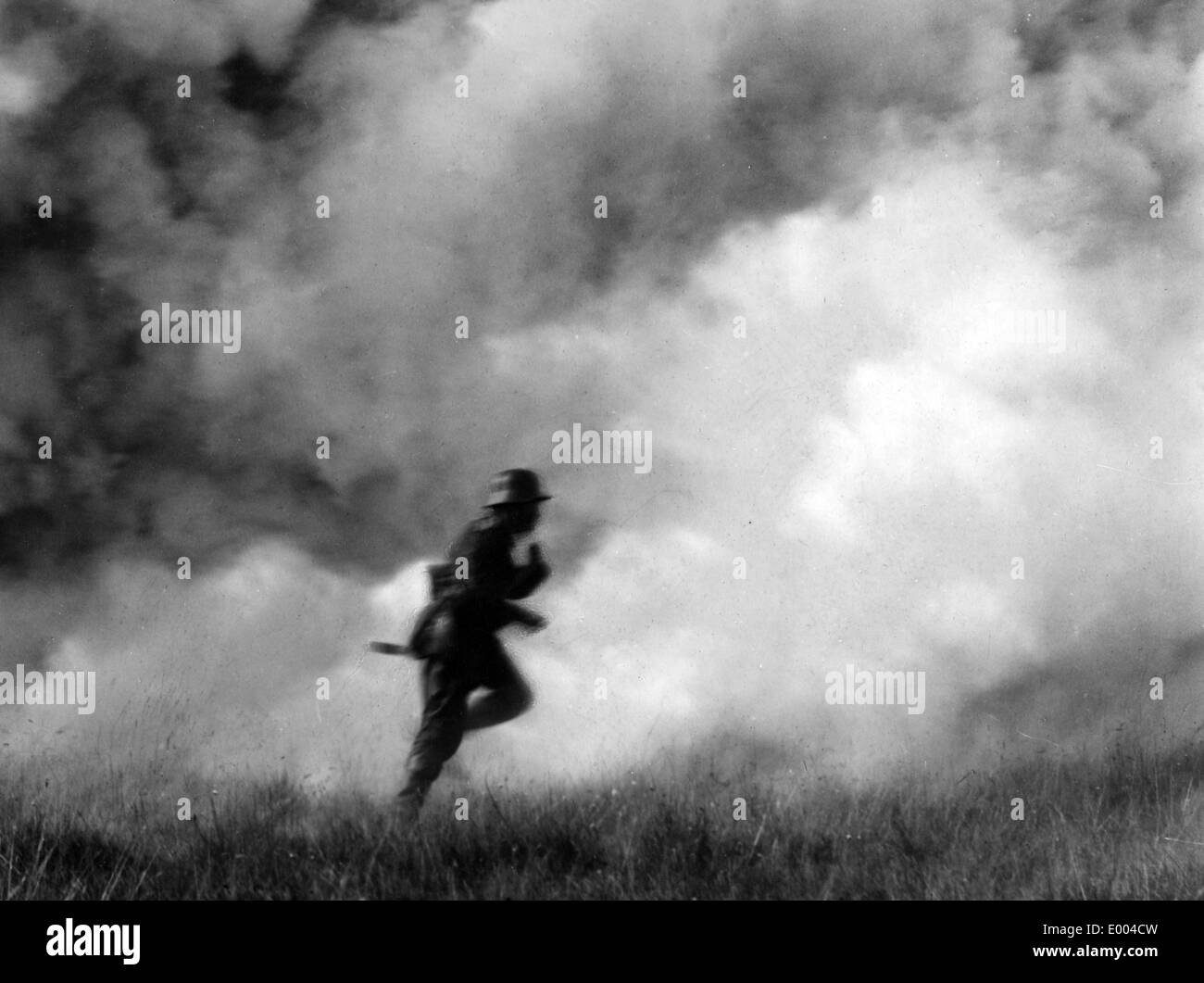 Ypres battle gas hi-res stock photography and images - Alamy