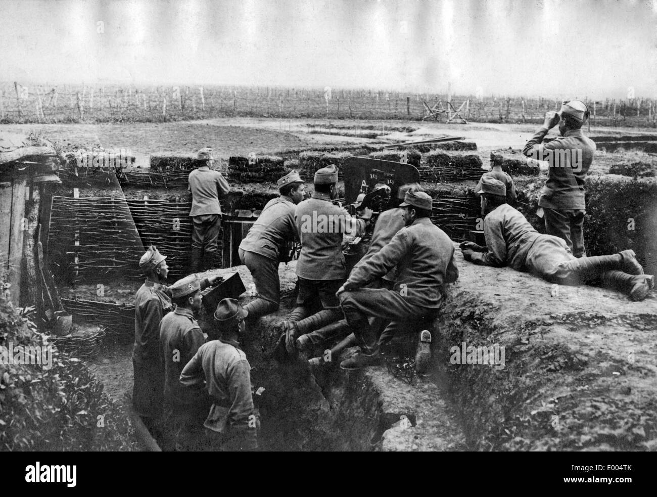 Weapon machine gun Black and White Stock Photos & Images - Alamy