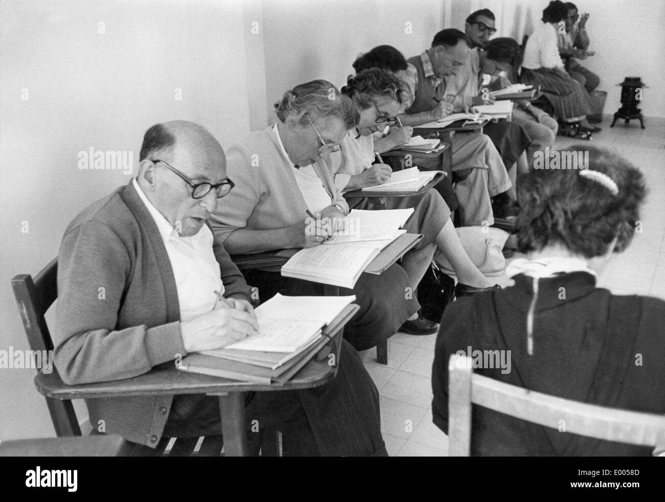 Jewish immigrants in Israel Stock Photo - Alamy