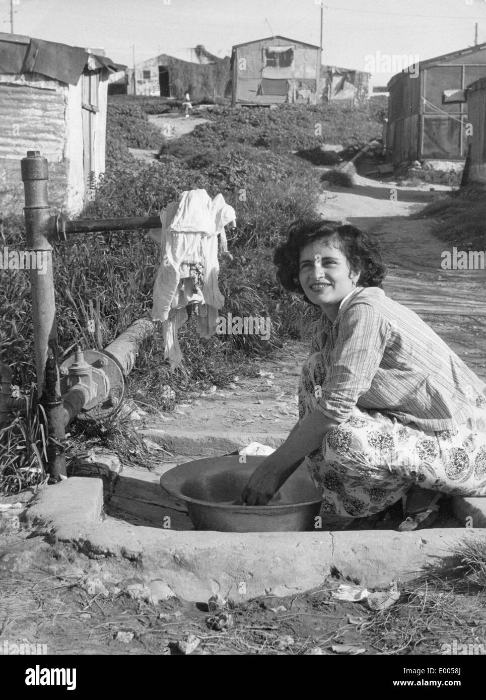 Jewish immigrants in Israel Stock Photo - Alamy