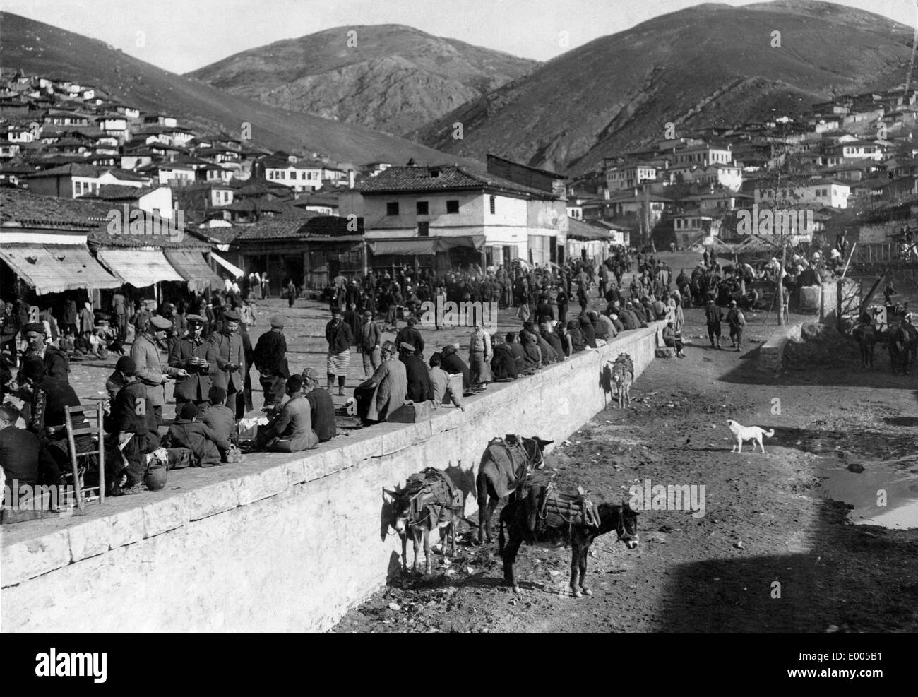 Market in Veles, 1916 Stock Photo - Alamy
