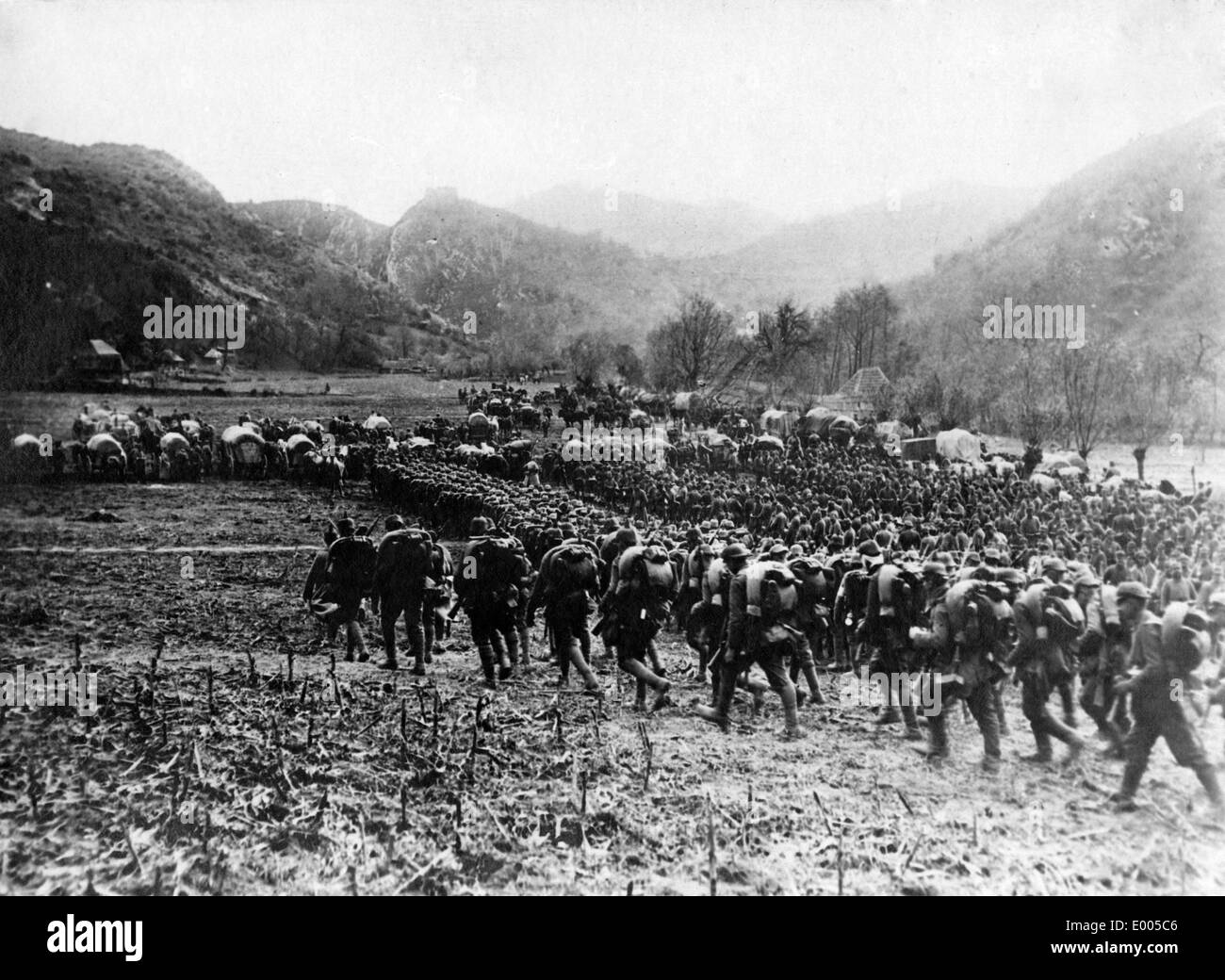 German soldiers on the march, 1917 Stock Photo - Alamy