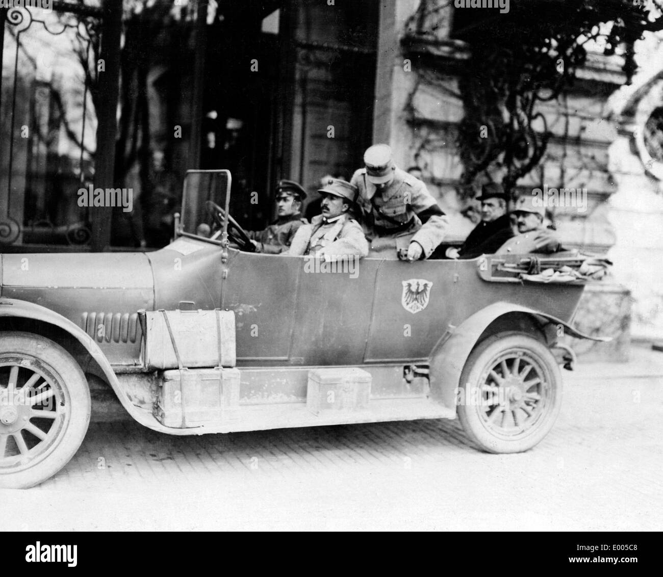 Peace vehicle Black and White Stock Photos & Images - Alamy