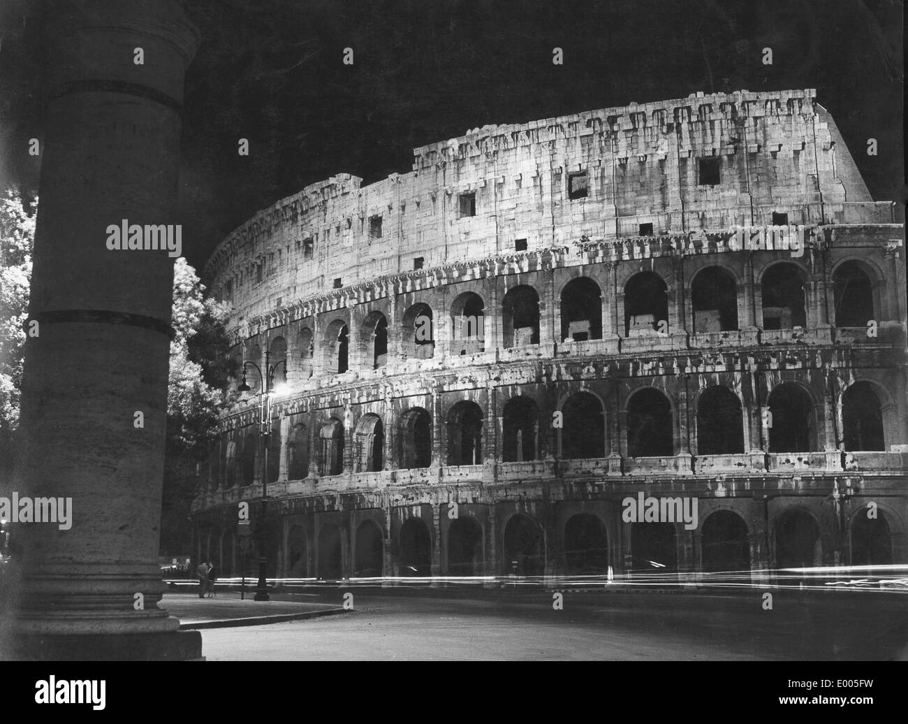 Rome colosseum night Black and White Stock Photos & Images - Alamy