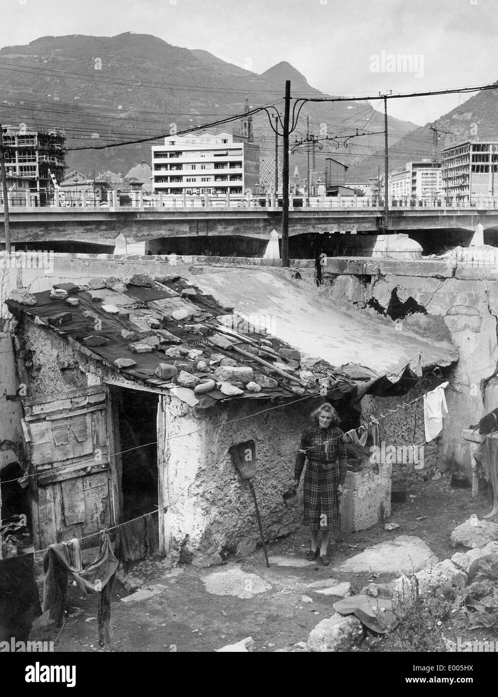 1965 circa hi-res stock photography and images - Alamy