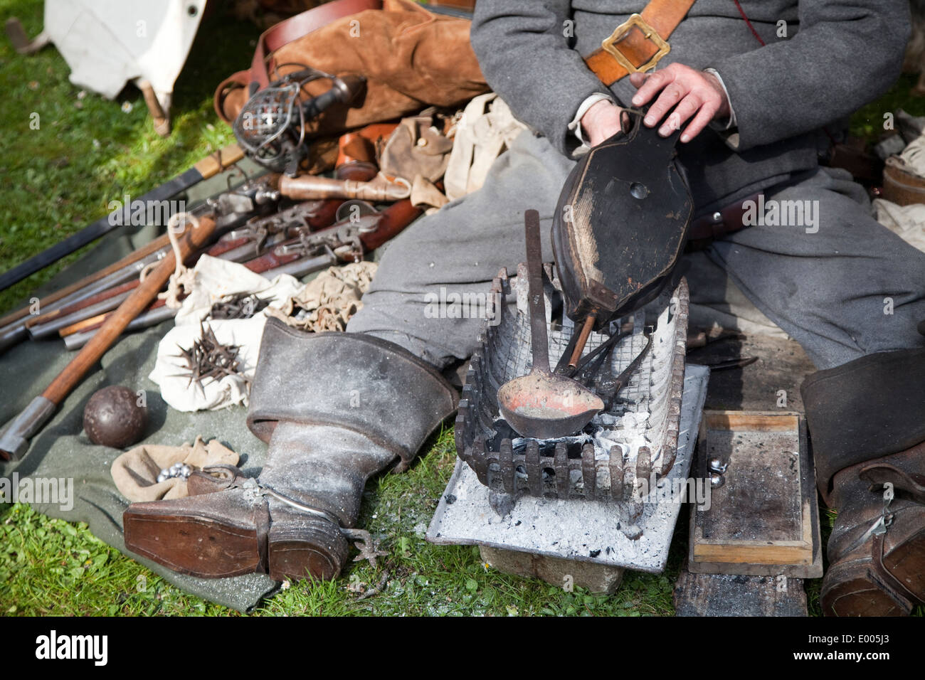 Musket balls lead hi-res stock photography and images - Alamy