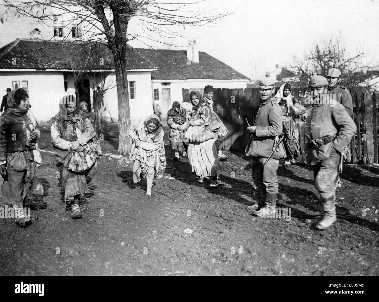 Serbian army 1916 hi-res stock photography and images - Alamy