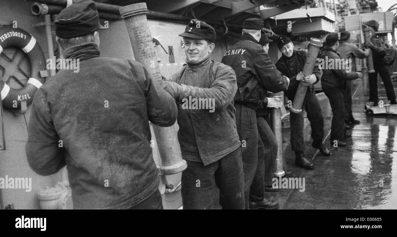 The first destroyer of the Bundeswehr, 1958 Stock Photo - Alamy