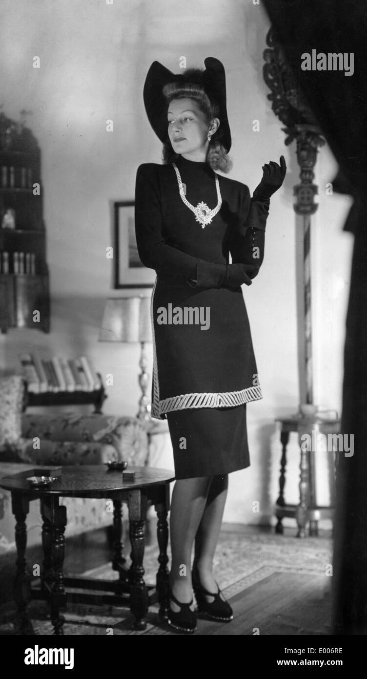 Women's fashion, 1941 Stock Photo - Alamy