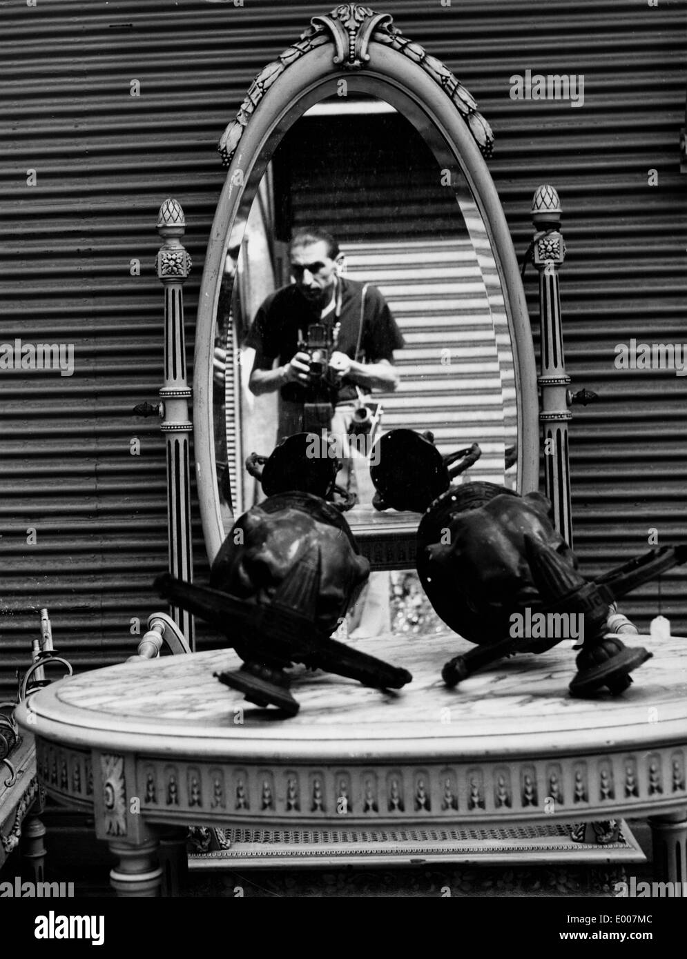 Parisian photographer Black and White Stock Photos & Images - Alamy