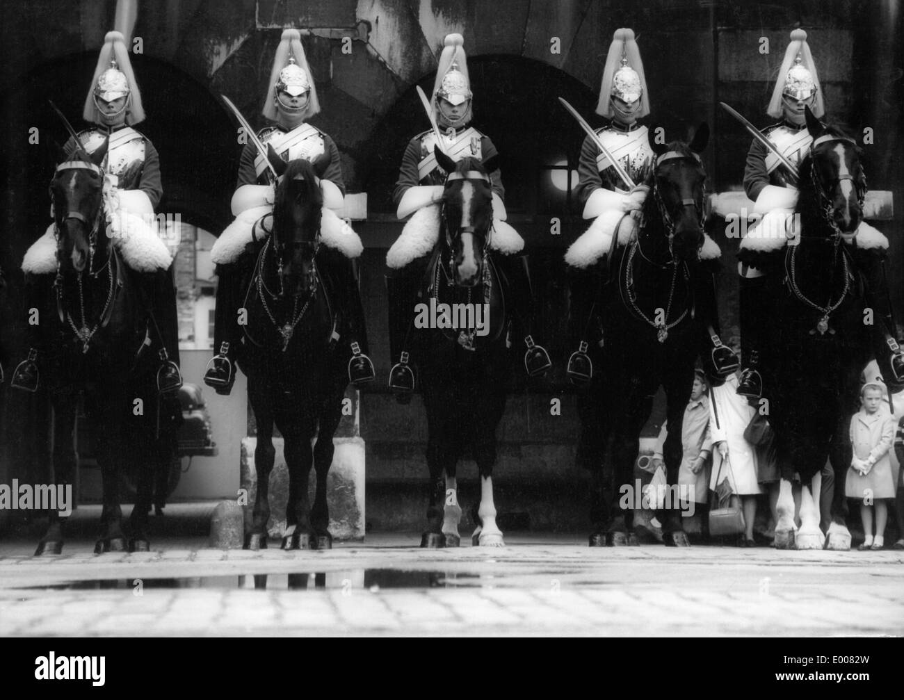 Horse mounted soldiers hi-res stock photography and images - Alamy