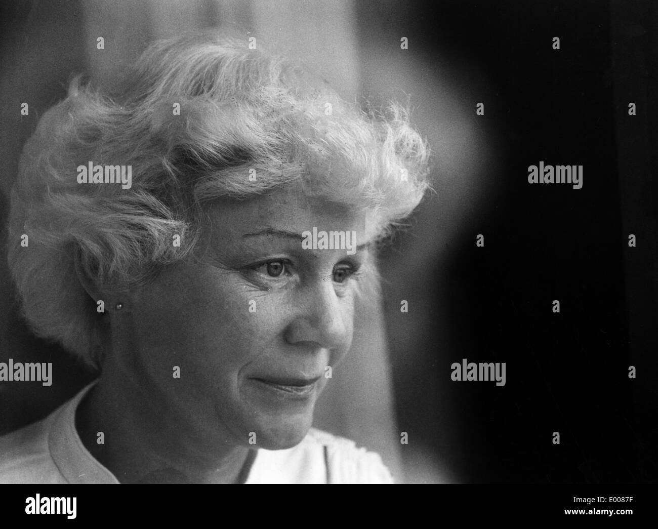 Portrait older Black and White Stock Photos & Images - Alamy
