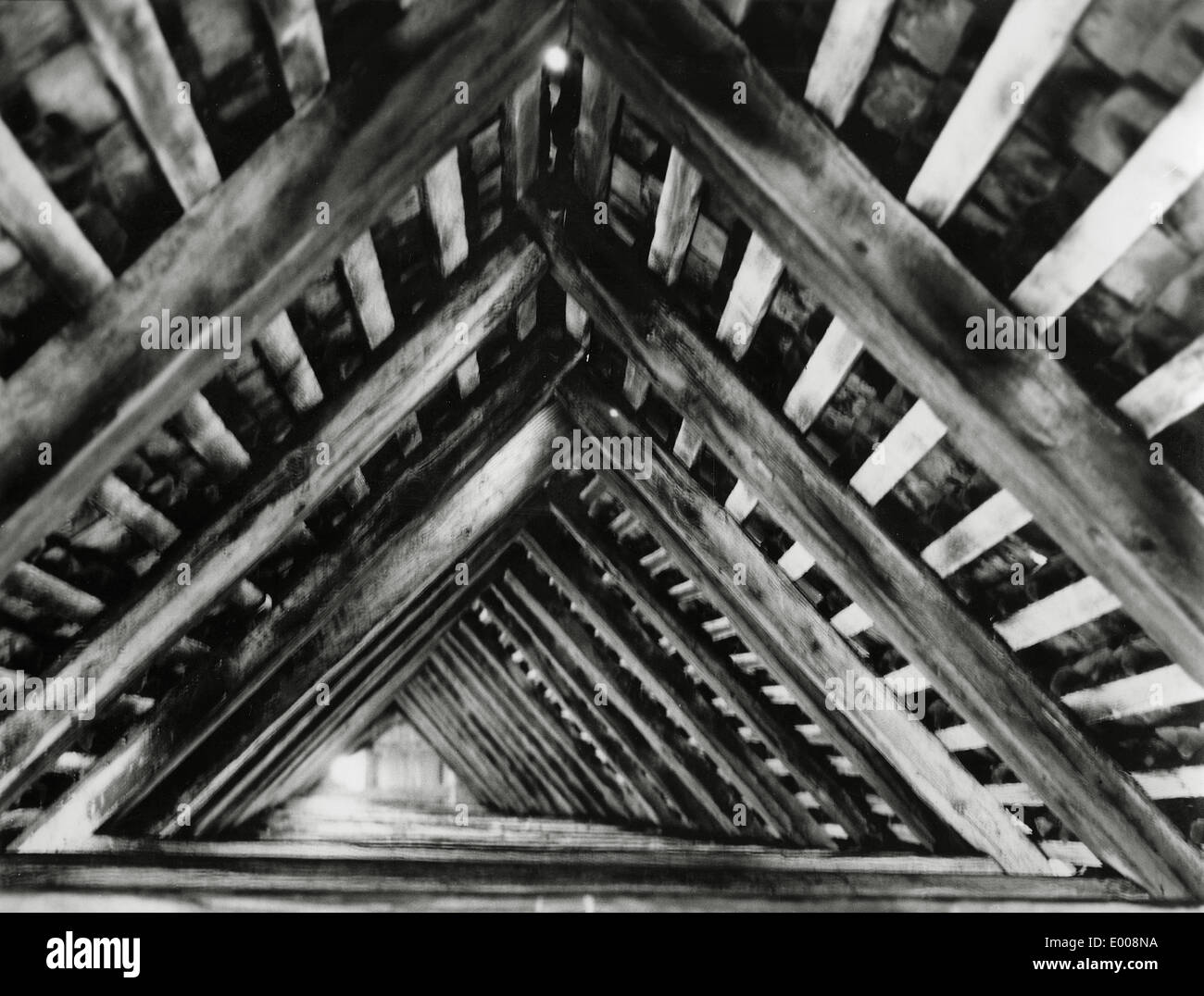 Roof truss hi-res stock photography and images - Alamy