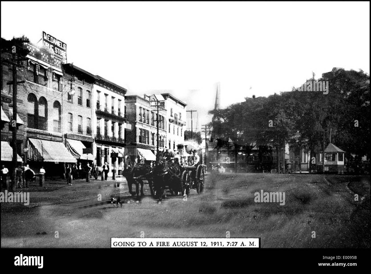 Fire smoke firefighters Black and White Stock Photos & Images - Alamy
