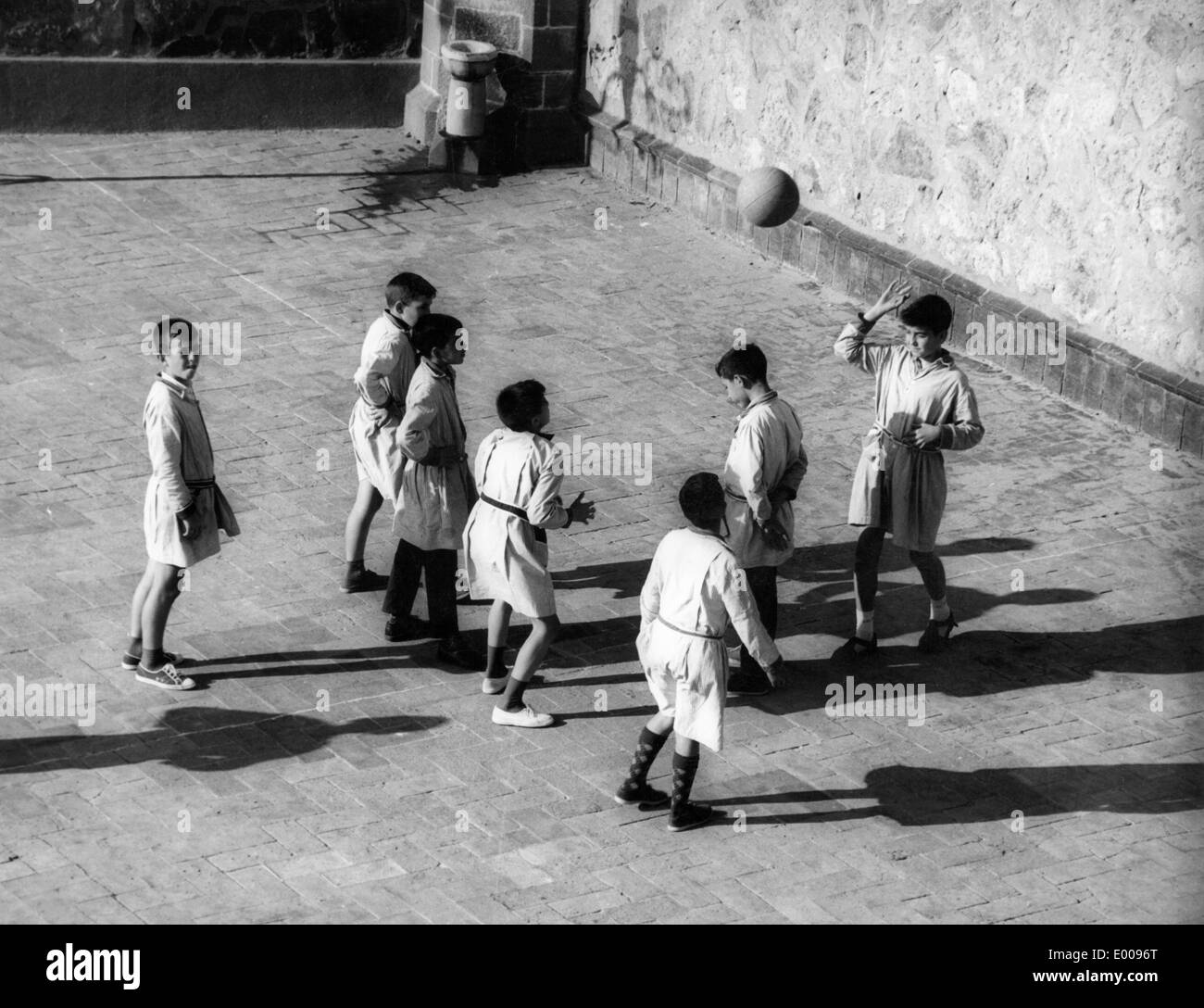 Play school pupils Black and White Stock Photos & Images - Alamy