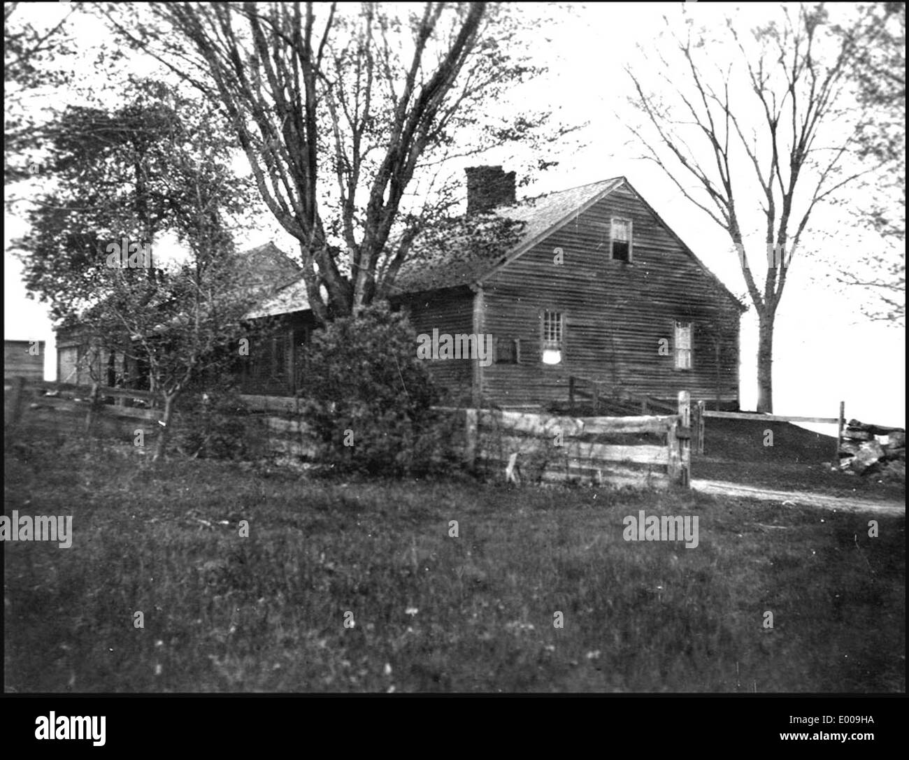 New home house property Black and White Stock Photos & Images - Alamy