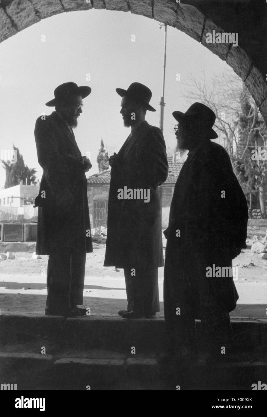 Orthodox judaism Black and White Stock Photos & Images - Alamy