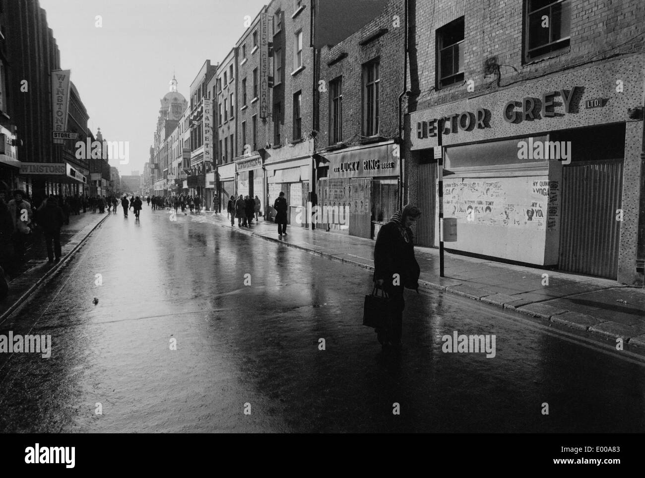 Street scene in Dublin Stock Photo - Alamy