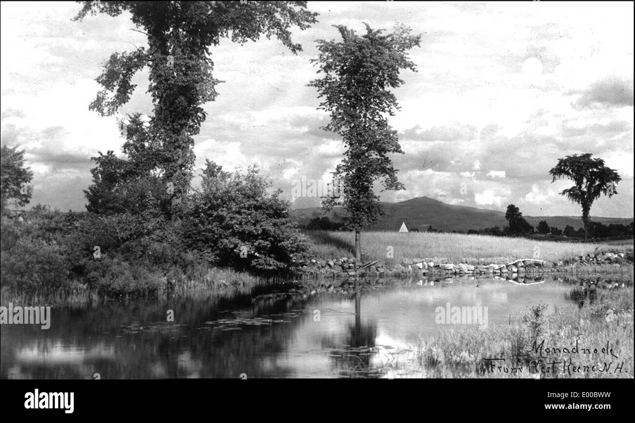 Wildlife in elevation Black and White Stock Photos & Images - Alamy