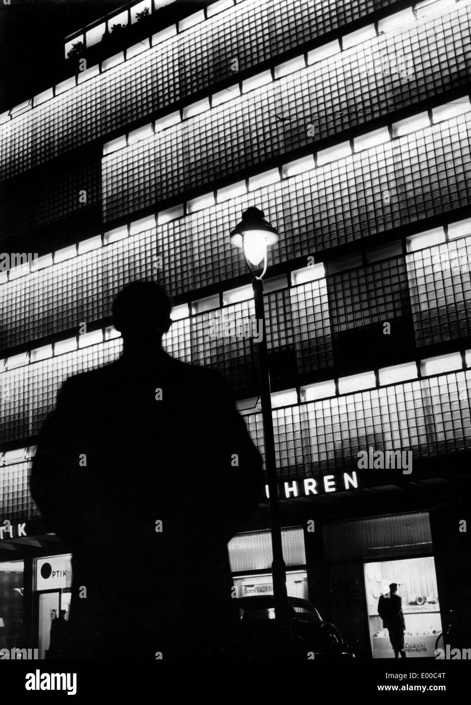 31 night Black and White Stock Photos & Images - Alamy