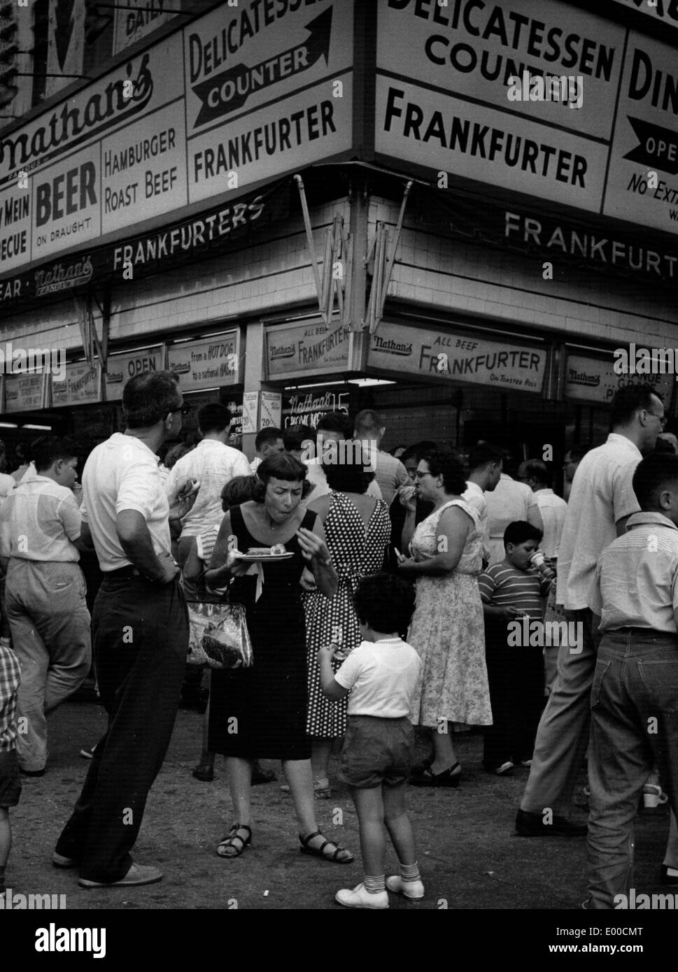 Eat stand Black and White Stock Photos & Images - Alamy
