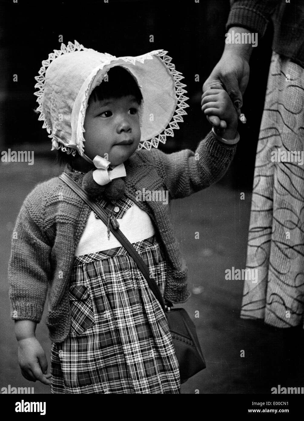 Small girl picture Black and White Stock Photos & Images - Alamy