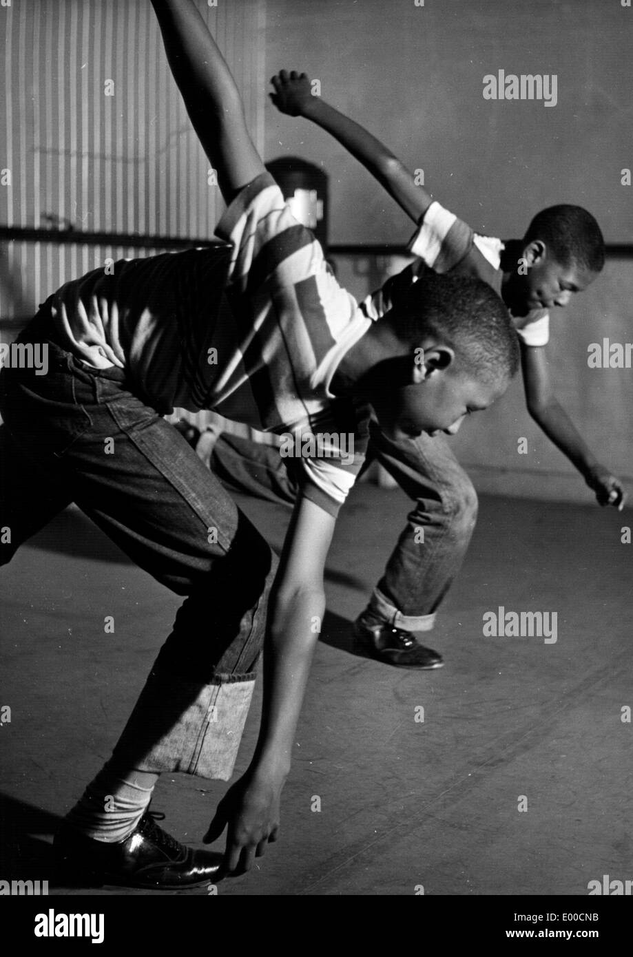 Musical actors hi-res stock photography and images - Alamy