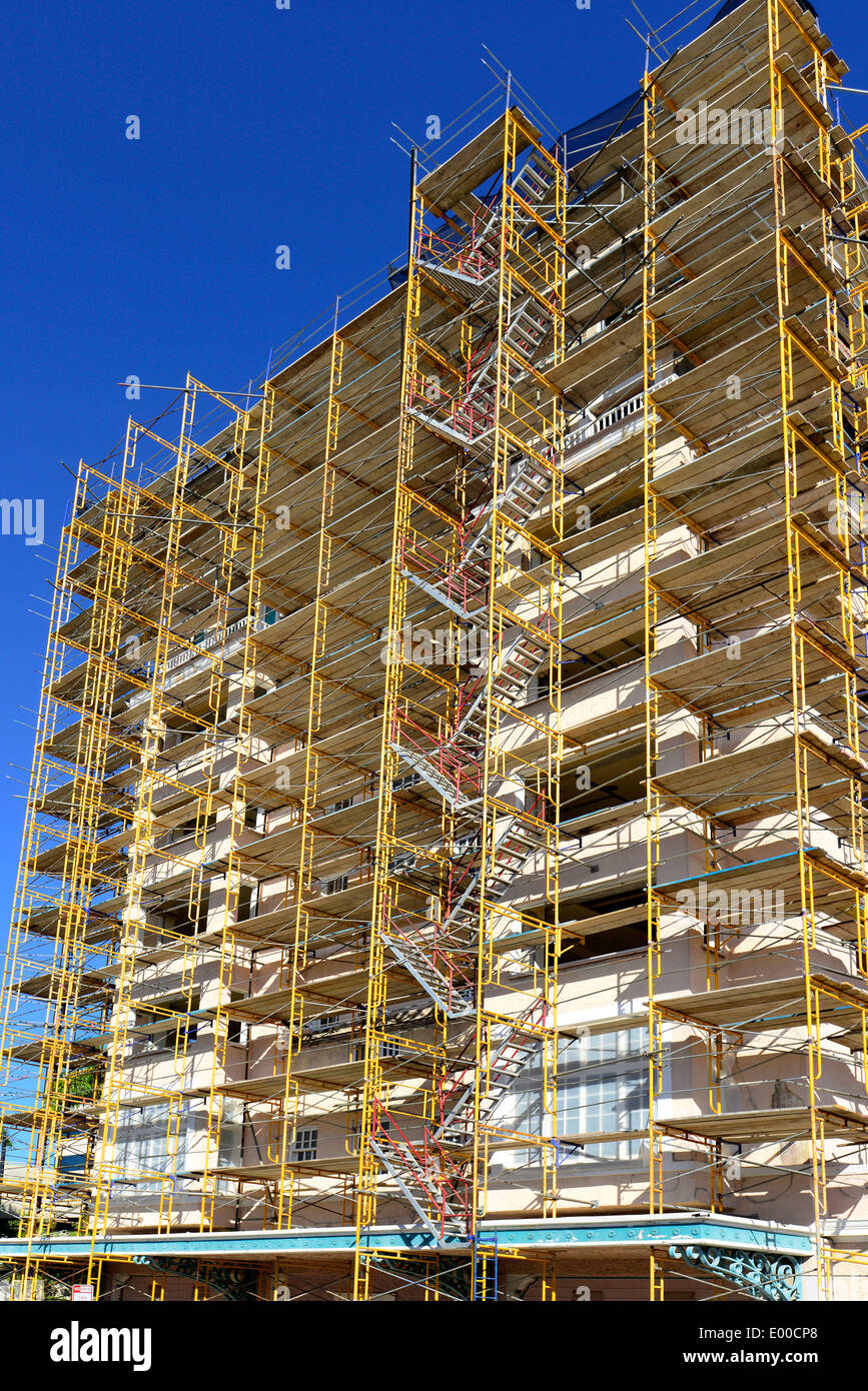 Complete renovation with scaffolding of a tall building Bradenton ...