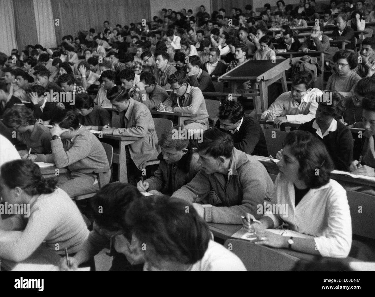Israel university students Black and White Stock Photos & Images - Alamy