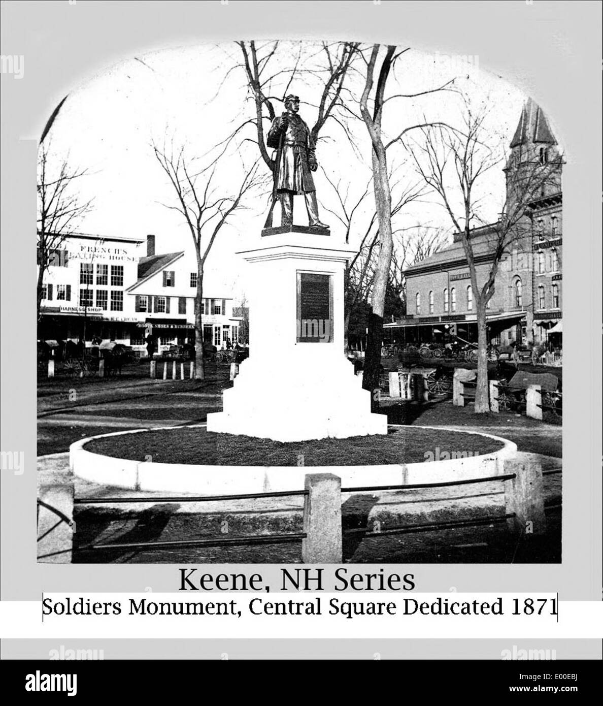 Soldiers statues Black and White Stock Photos & Images - Alamy