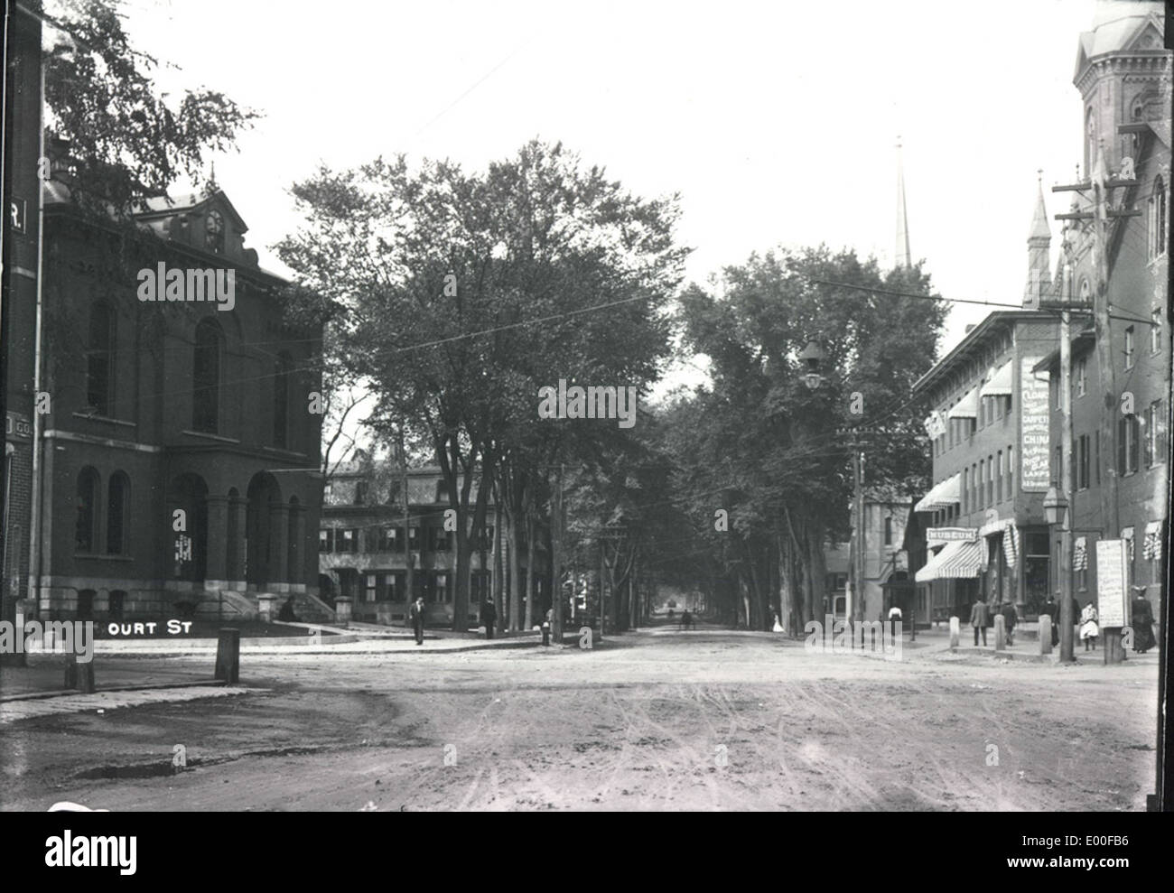 Courtstreet hi-res stock photography and images - Alamy