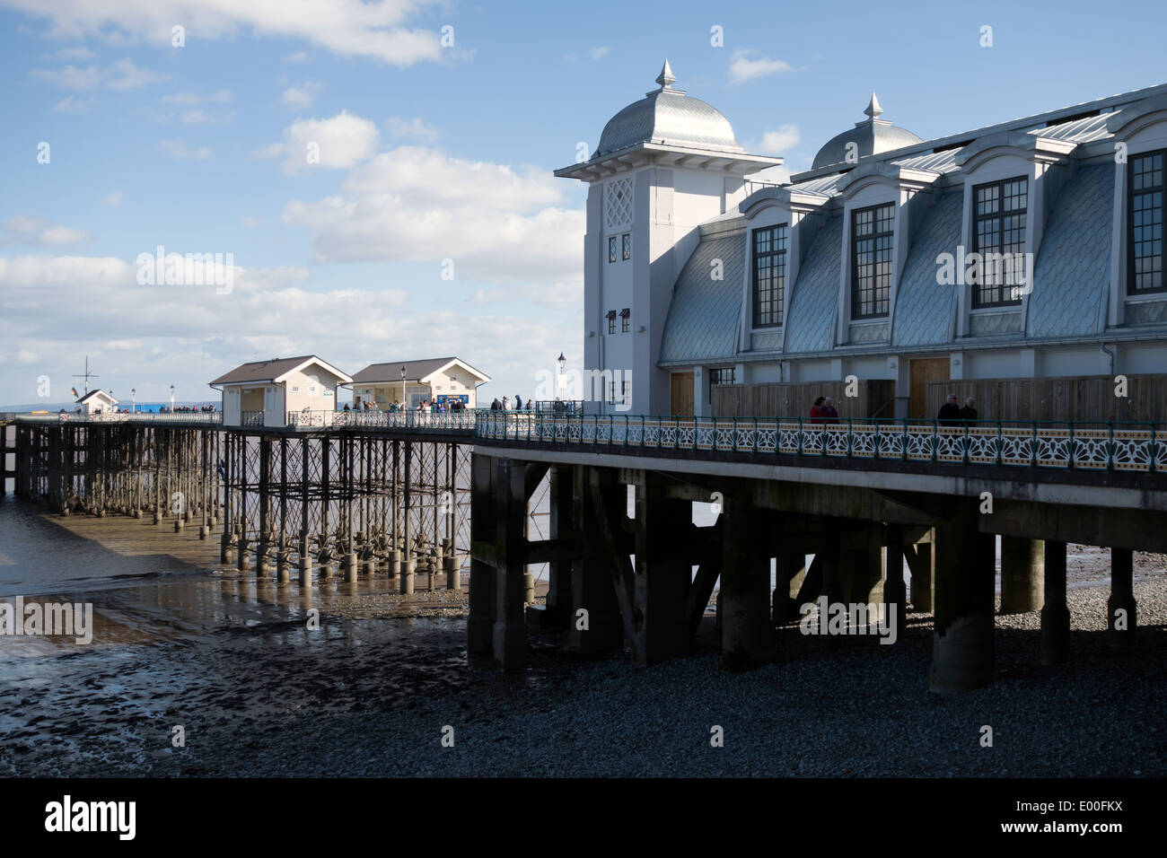 Penarth pier hi-res stock photography and images - Alamy