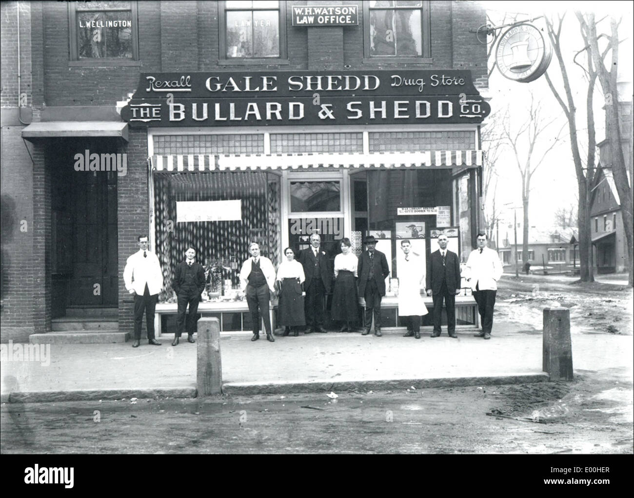 1920s drug store hi-res stock photography and images - Alamy