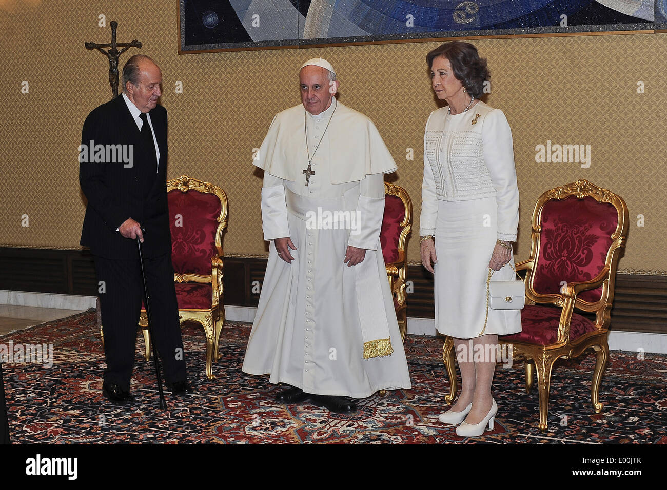 Vatican City 28th April 2014 Pope Francis meets the King and Queen of ...