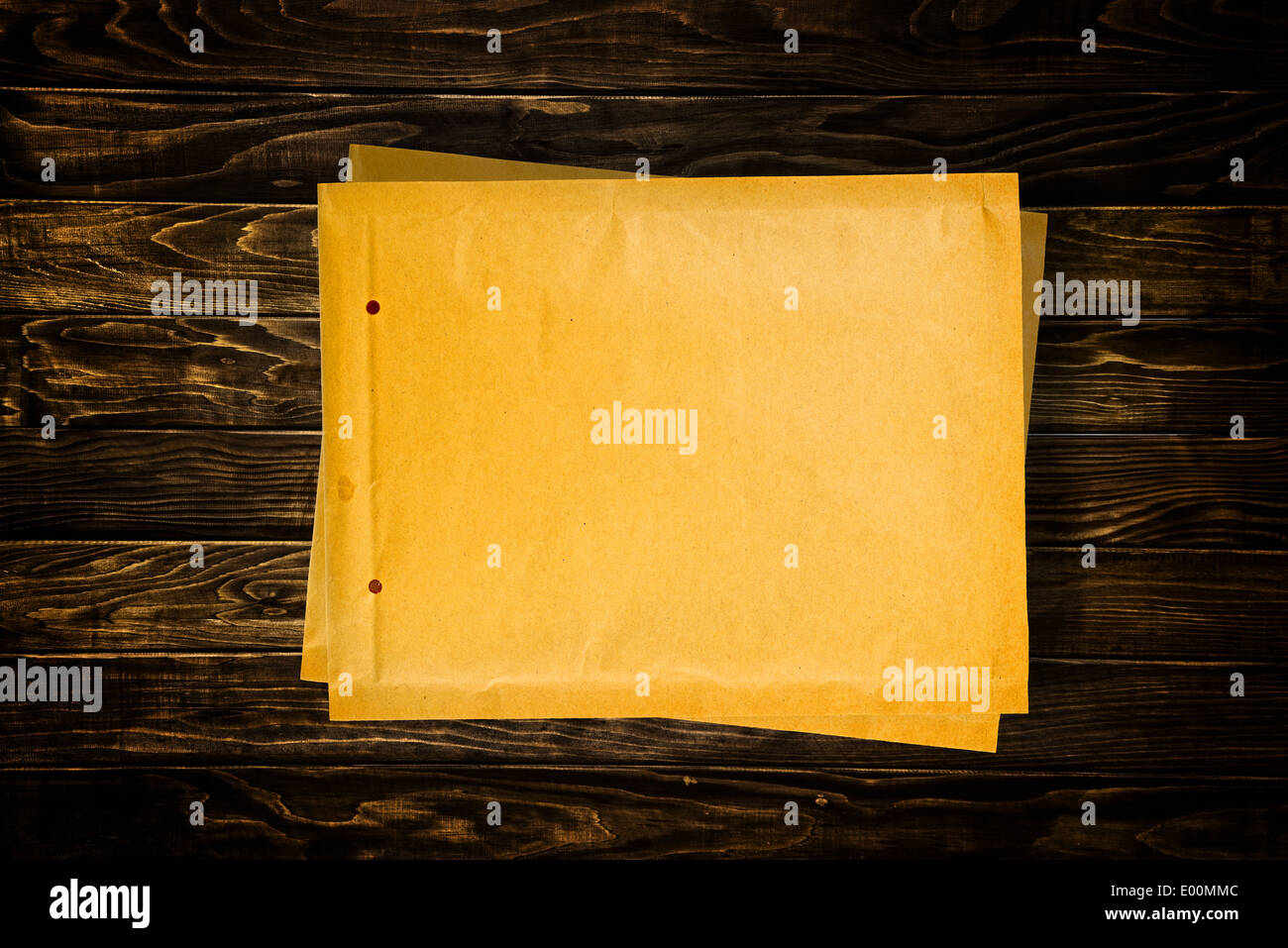Open yellow envelope blank paper hi-res stock photography and images ...