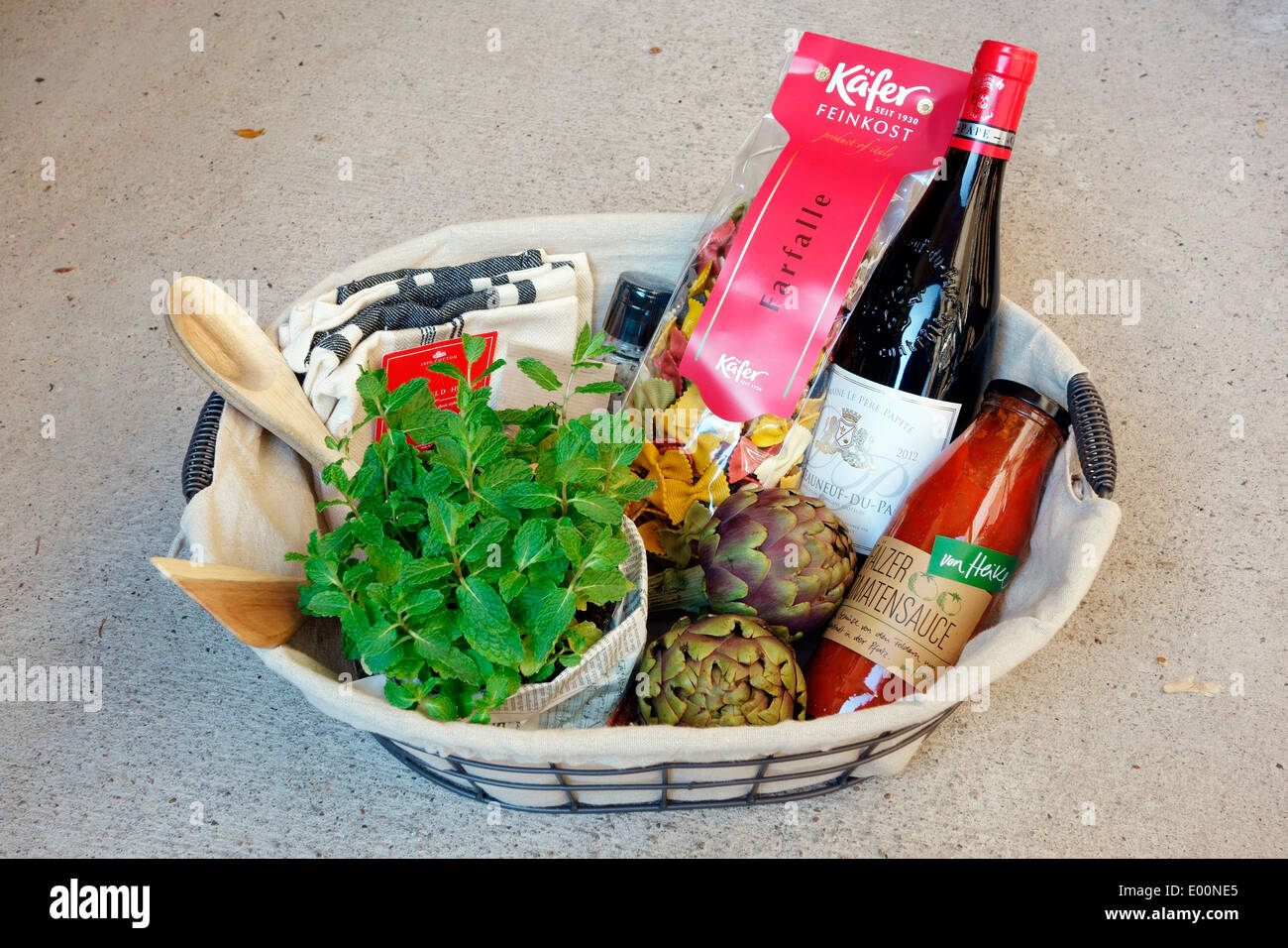 Food basket with delicious ingredients Stock Photo - Alamy