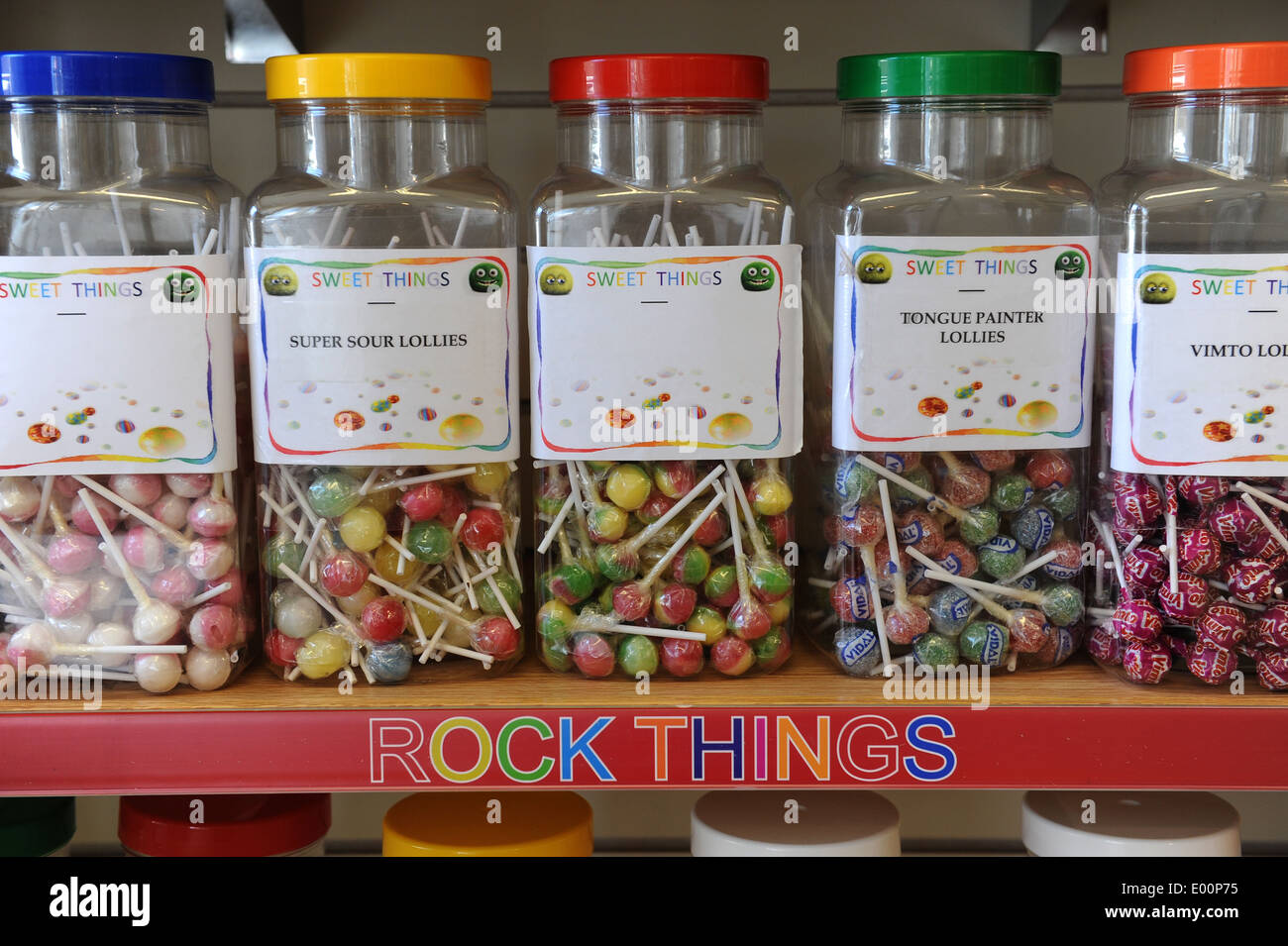 Jars sweets sweetshop hi-res stock photography and images - Alamy