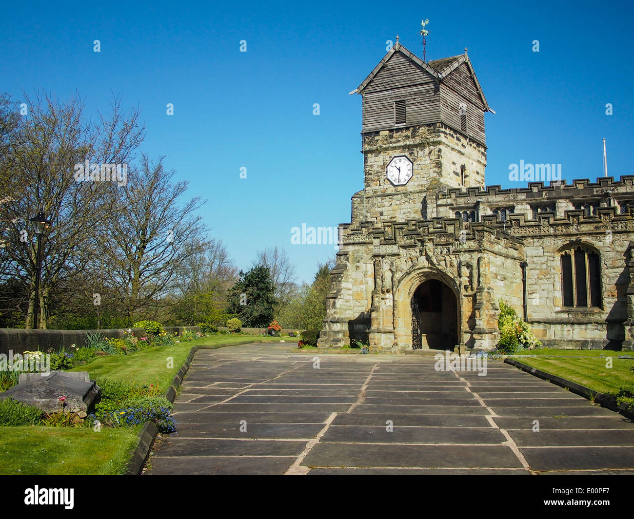 Saint leonards church hi-res stock photography and images - Alamy